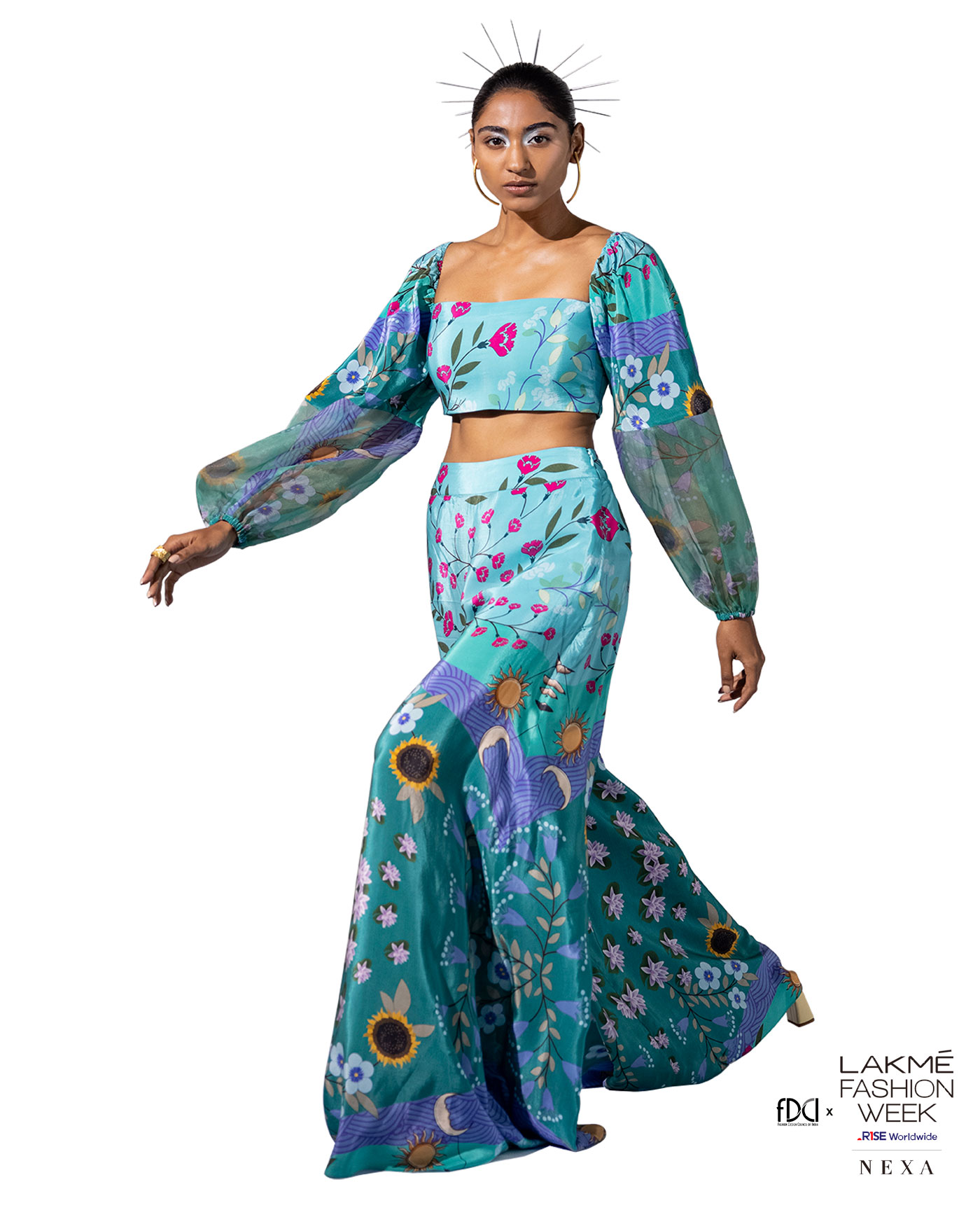 Crop top with Statement Sleeves - Limerickstore